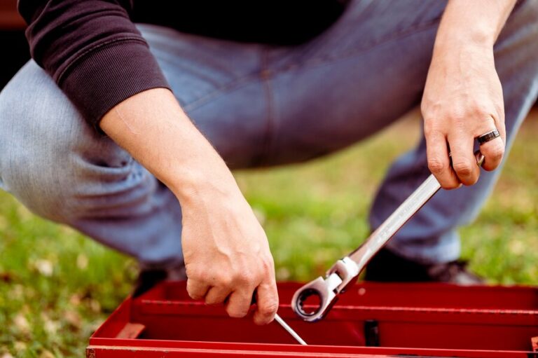 Step-by-Step Guide to Replacing a Lawn Mower Pull Cord – Lawn Mower Garden